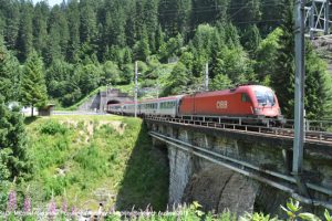 Arlbergbahn - Dokumentationszentrum für Europäische Eisenbahnforschung ...